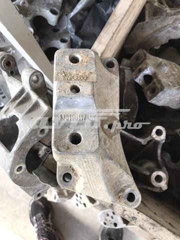 1J0199117AK VAG кронштейн подушки (опоры двигателя левой)