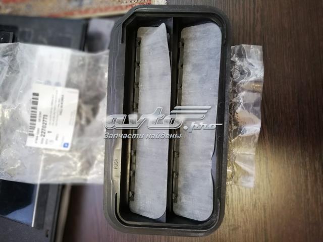 Решетка вентиляционная задняя на Chevrolet Captiva I внедорожник (2006 ...