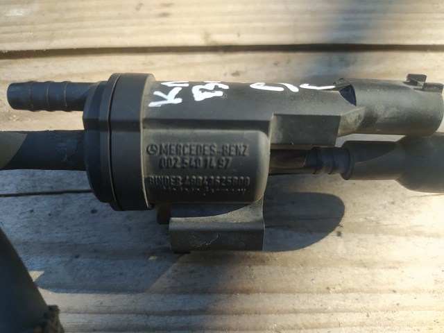 0025401497 Mercedes переключающий клапан системы подачи воздуха