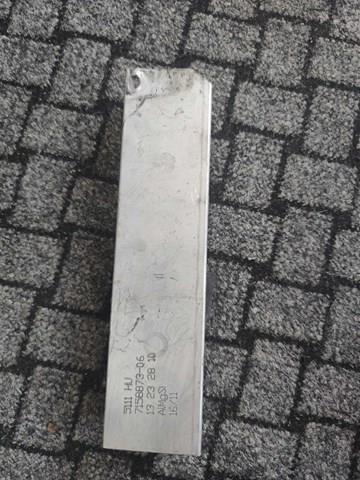 51117158873 BMW усилитель бампера переднего