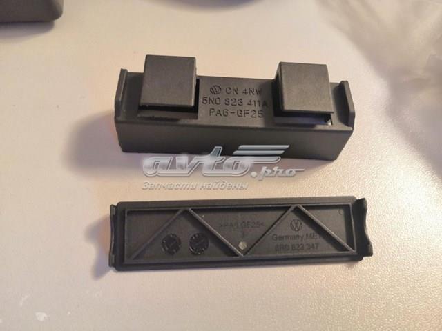 5N0823411A VAG Кронштейн ручки открывания капота