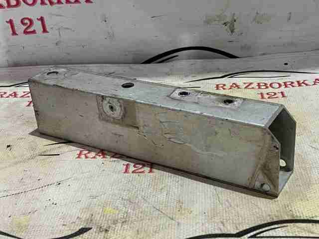 51117158873 BMW усилитель бампера переднего