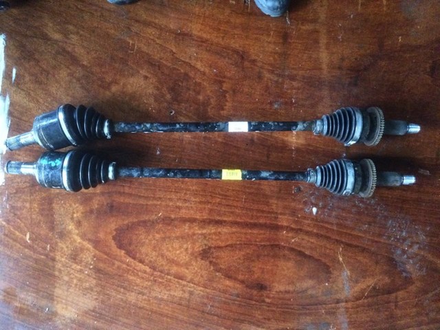 496002W050 Hyundai/Kia полуось