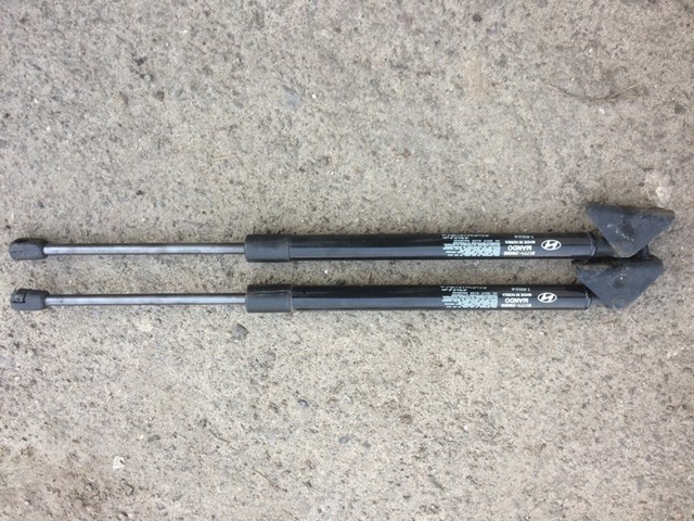 817712W000 Hyundai/Kia амортизатор крышки багажника (двери 3/5-й задней)