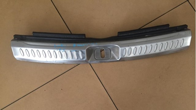 857703Z000 Hyundai/Kia 11 кришка багажника 85770-3z000 hyundai i40 '11-