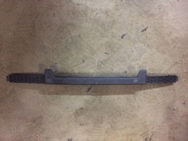 865622W000 Hyundai/Kia решетка бампера переднего центральная