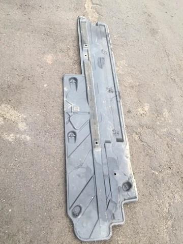 A2046101308 Mercedes | Защита днища левая A 204 610 13 08 купить на ...