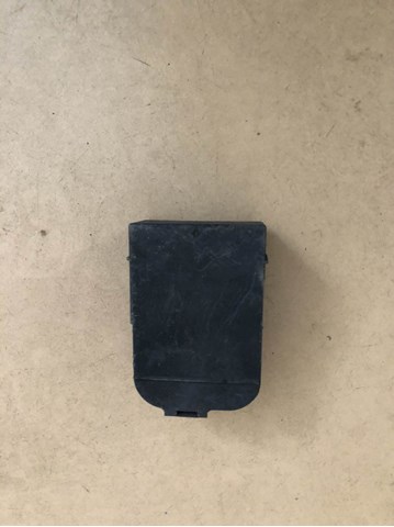 A2048260024 Mercedes крышка блок abs