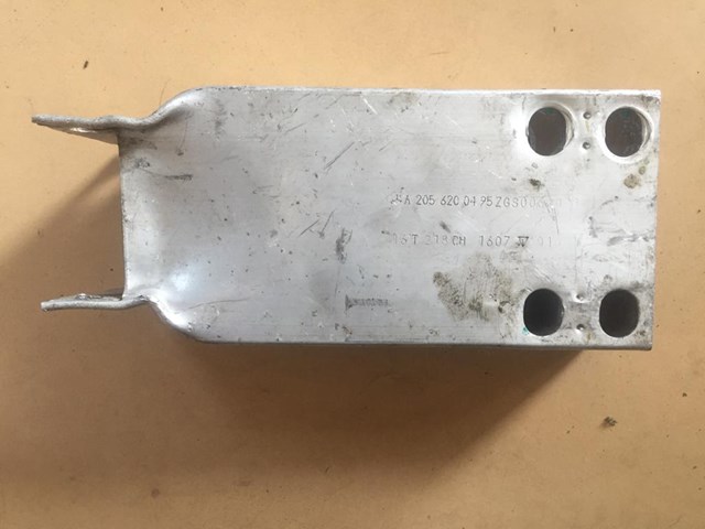A2056200495 Mercedes кронштейн усилителя переднего бампера