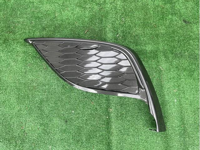 8148206200 Toyota заглушка бампера під п/т фару