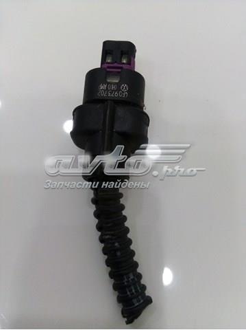 4F0973702 VAG корпус контактов