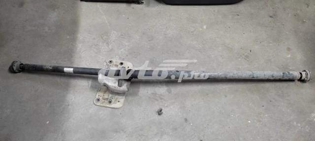 8689916 Volvo вал карданный задний, в сборе