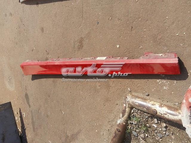 51777312751 BMW накладка (молдинг порога наружная левая)