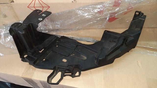 622238779R Renault (RVI) кронштейн бампера переднего левый