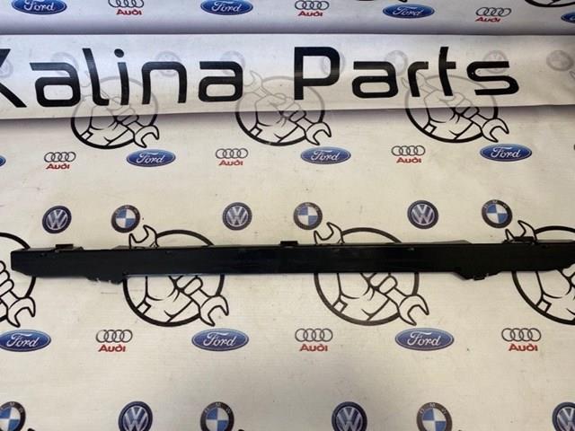 51647347596 BMW резинка уплотнительная