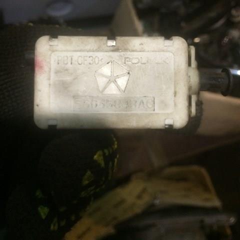 05083344AA Market (OEM) датчик включения стопсигнала