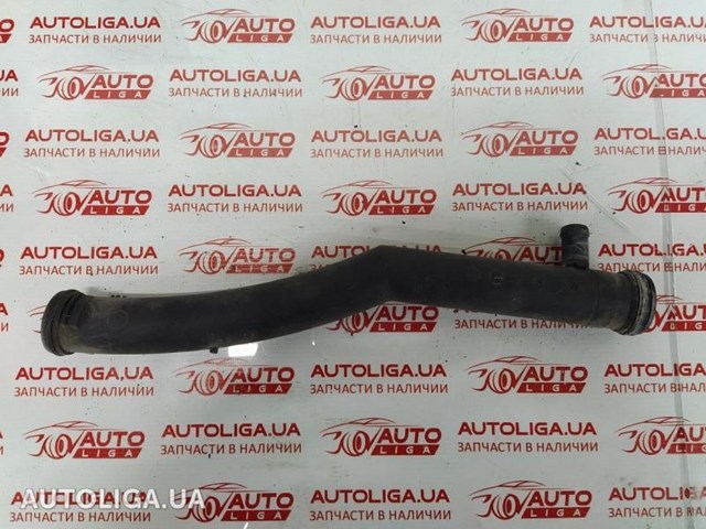 03C121065D VAG шланг (патрубок водяного насоса приемный)