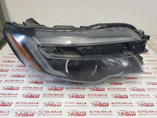 33100TG7A12 Honda фара права ксенон