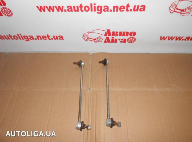 4882042020 Toyota стойка стабилизатора переднего