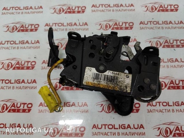 51237184441 BMW замок капота левый