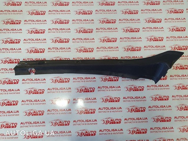 51767264274 BMW уплотнитель крыла