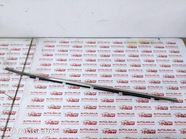 822102W000 Hyundai/Kia молдинг стекла двери перед. лев ( 82210-2w000 )