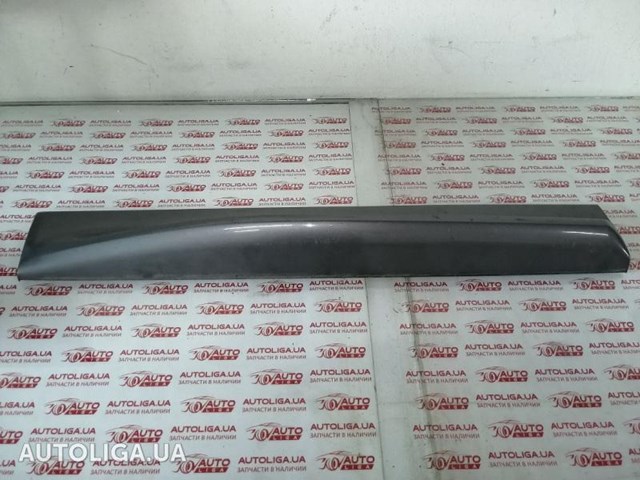 LR024159 Land Rover Молдинг двери передней левой