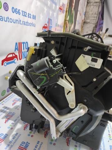 68038538AA Chrysler радиатор печки (отопителя)