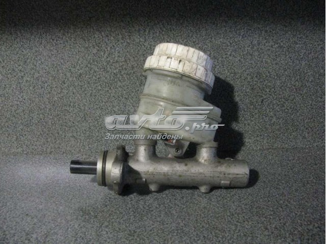 MN102440 Mitsubishi цилиндр тормозной главный