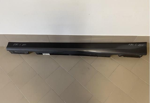 51777164795 BMW пистон (клип крепления накладок порогов)