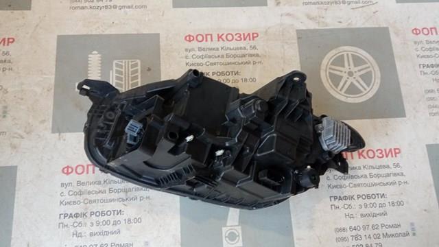 31655715 Volvo фара передня права xc90 (16-)