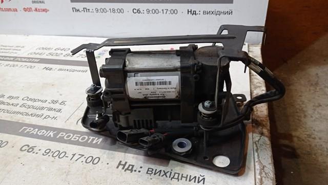 32315091 Volvo компрессор пневмоподкачки (амортизаторов)