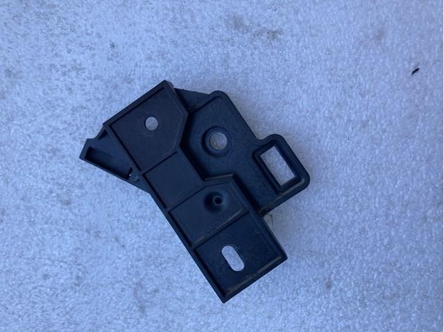 6R1823633 VAG кронштейн ручки открывания капота