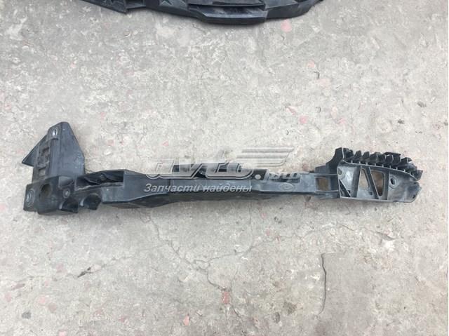 6RU805071A VAG кронштейн (адаптер крепления фары передней левой)