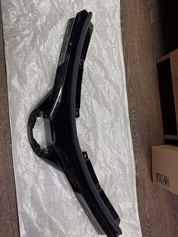 5310142411 Toyota решетка радиатора