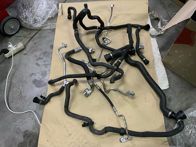 64539209727 BMW шланг кондиционера, от компрессора к радиатору