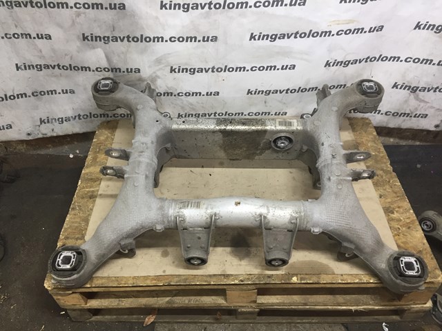 33316798545 BMW балка задней подвески (подрамник)
