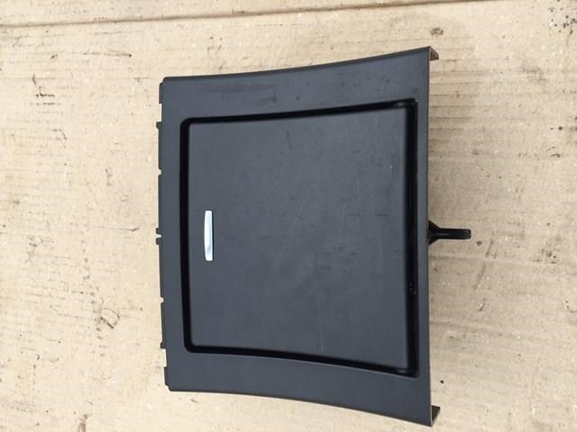 A2126803850 Mercedes пепельница задняя