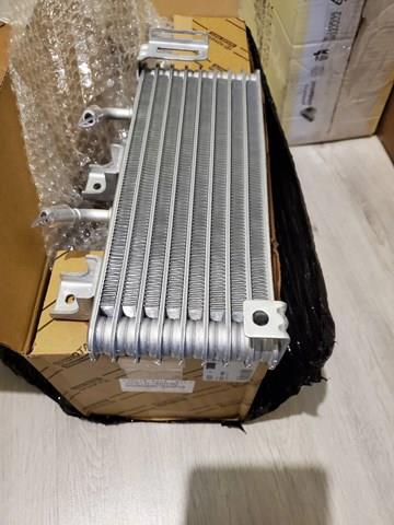 3291048090 Toyota Радиатор охлаждения, АКПП/КПП
