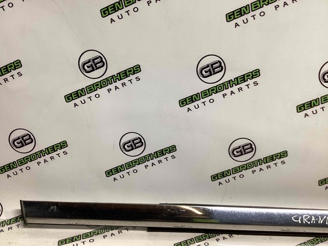 55399293AA Chrysler накладка двери задней левой