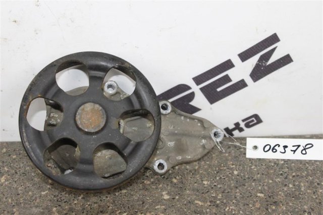 19200RFE003 Honda помпа