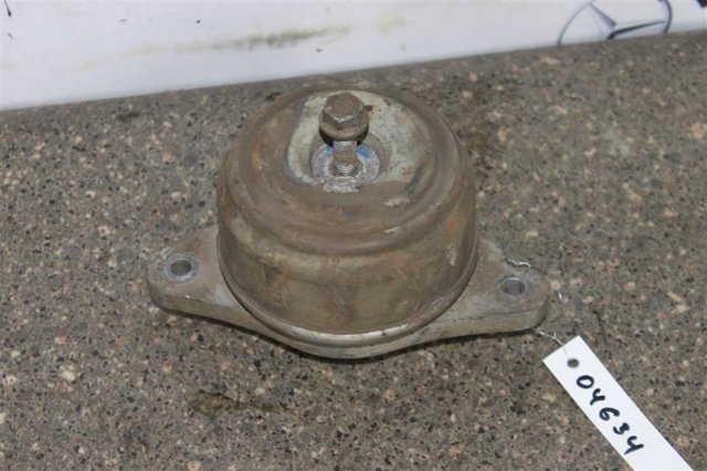 A2212401217 Mercedes левая/правая опора двигателя