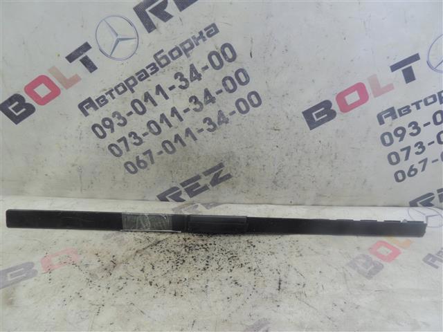 A2217370674 Mercedes молдинг задней правой двери