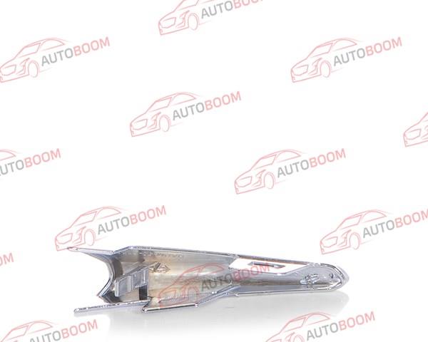 BAJC50C22 Mazda ободок (окантовка фары противотуманной левой)