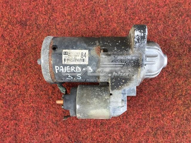 MN176584 Mitsubishi стартер