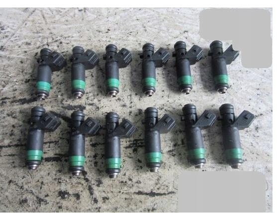 2750780249 Mercedes форсунка