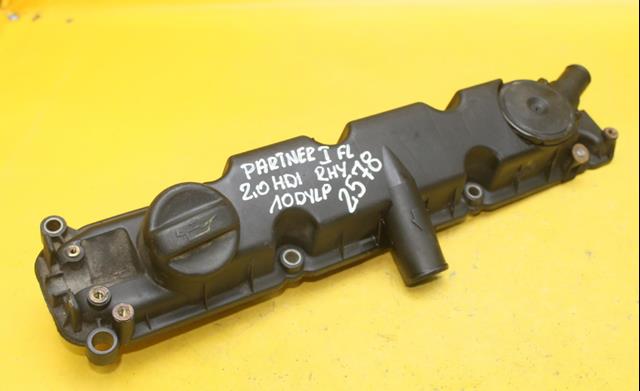 9630142180 Peugeot/Citroen крышка клапанная