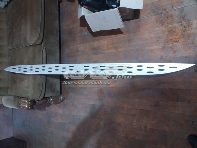 A1666900375 Mercedes накладка порога