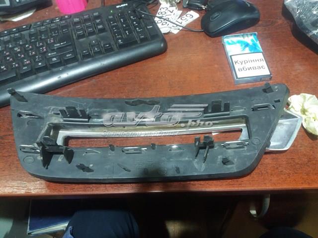 Решетка бампера, левая на Mercedes GL-Class (X166)