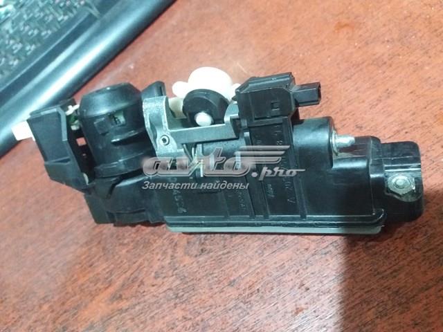 A2038217451 Mercedes перемикач